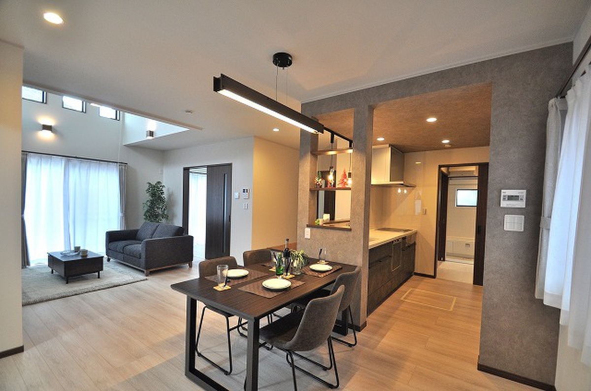 【ホームズ】【国立駅徒歩15分】ダイワハウジングの新築5LDK住宅 国分寺市戸倉2丁目 吹抜けのある家｜国分寺市、JR中央線「国立」駅 徒歩15分の新築一戸建て