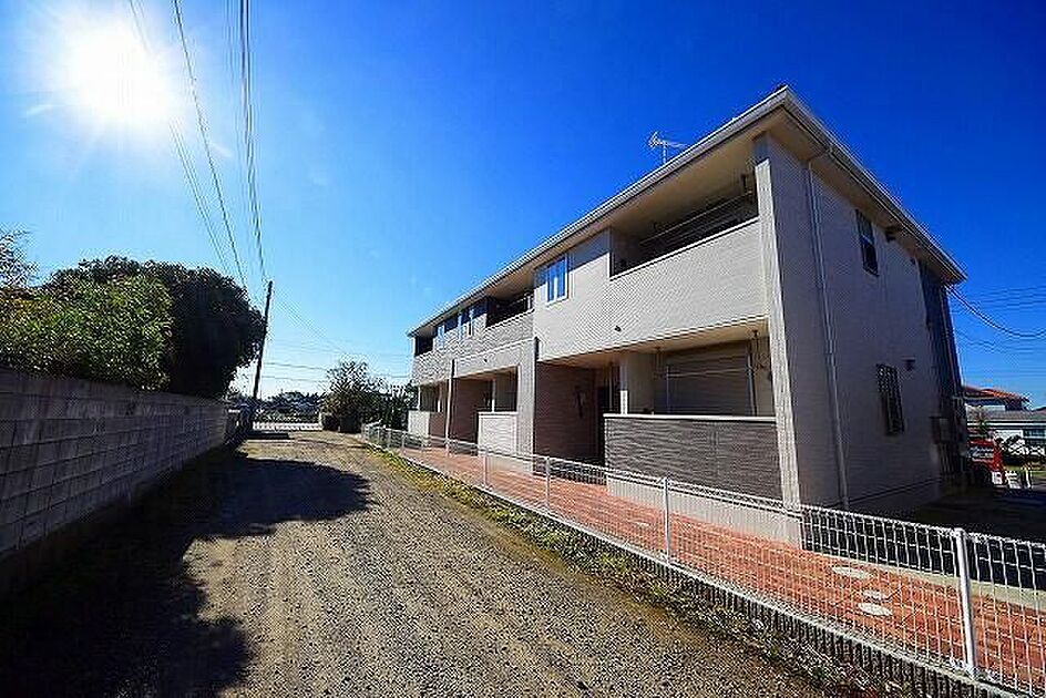 【ホームズ】でお部屋探し！リーフガーデンIII 2階/-[2LDK/賃料6.5万円/58.3㎡]賃貸アパート住宅情報(物件番号:0122432-0108236、取扱い不動産会社:株式会社 ...