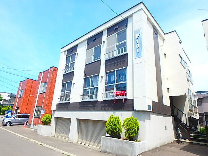 【ホームズ】でお部屋探し！F101 2階/A[2LDK/賃料2.5万円/28.5㎡]賃貸アパート住宅情報(物件番号:0122248-0060598、取扱い不動産会社:株式会社常口アトム 麻生中央店)