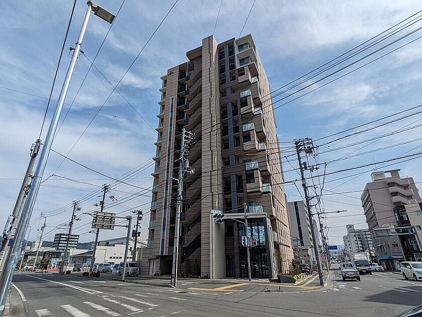 【ホームズ】でお部屋探し！クレアホームズ松山東高前 9階/903 号室[3LDK/賃料22万円/80.15㎡]賃貸マンション住宅情報(物件番号:0140613-0069537、取扱い不動産会社 ...