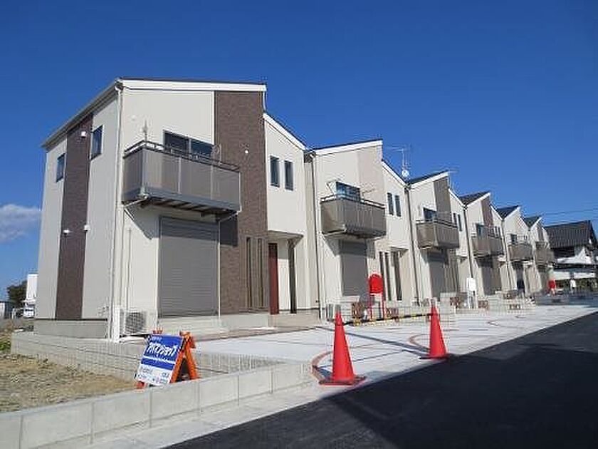 【ホームズ】でお部屋探し！Family Base 4[3LDK/賃料7.4万円/69.54㎡]賃貸テラスハウス住宅情報(物件番号:0140893-0073142、取扱い不動産会社:遠鉄の不動産 ...