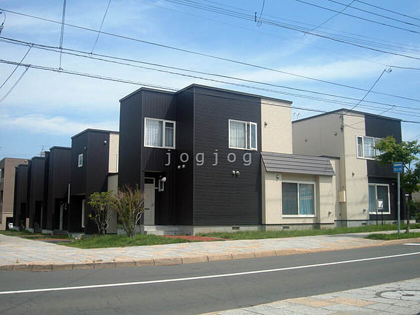 【ホームズ】でお部屋探し！マ・メゾン平岡 B1[3LDK/賃料7.8万円/85.46㎡]賃貸テラスハウス住宅情報(物件番号:0143496-0016575、取扱い不動産会社:株式会社常口アトム ...