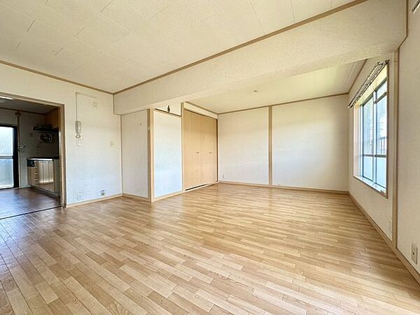 【ホームズ】A棟南安威住宅七号棟｜茨木市、阪急京都本線 茨木市駅 バス15分 安威団地口下車 徒歩10分の中古マンション