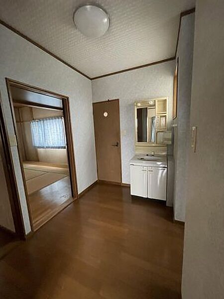 【ホームズ】池新田 戸建｜御前崎市、JR東海道本線 菊川駅 バス43分 浜岡営業所下車 徒歩4分の中古一戸建て