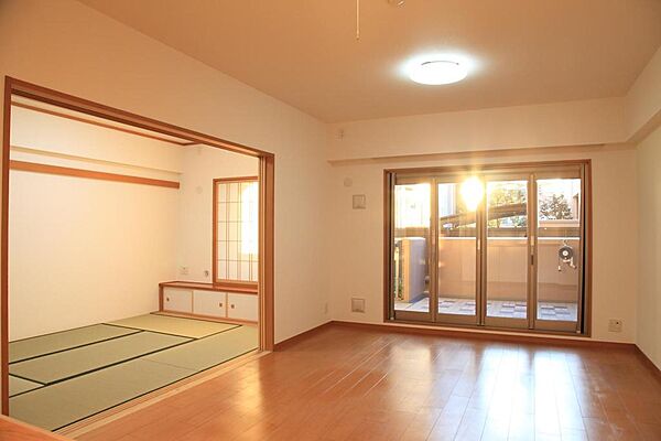 【ホームズ】メゾン・フィオーレ竜南 102｜静岡市葵区、静岡鉄道静岡清水線 新静岡駅 バス10分 静鉄バス唐瀬線[77]下車 徒歩8分の中古マンション（物件番号：3332373-0000347）