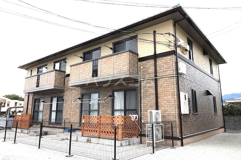 【ホームズ】山梨県甲府市富竹2丁目11-16[2LDK/賃料7.2万円/1階/62.1㎡]。賃貸アパート住宅情報