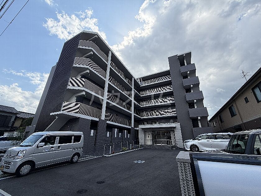 【ホームズ】RAFFINE京都上鳥羽[2LDK/賃料12.2万円/2階/57.19㎡]。賃貸マンション住宅情報