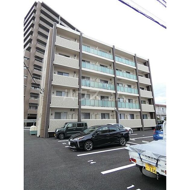 【ホームズ】でお部屋探し！AXIS永田町 1階/105[1LDK/賃料6.4万円/43.68㎡]賃貸マンション住宅情報(物件番号:3701211-0042257、取扱い不動産会社:ハウスコム ...